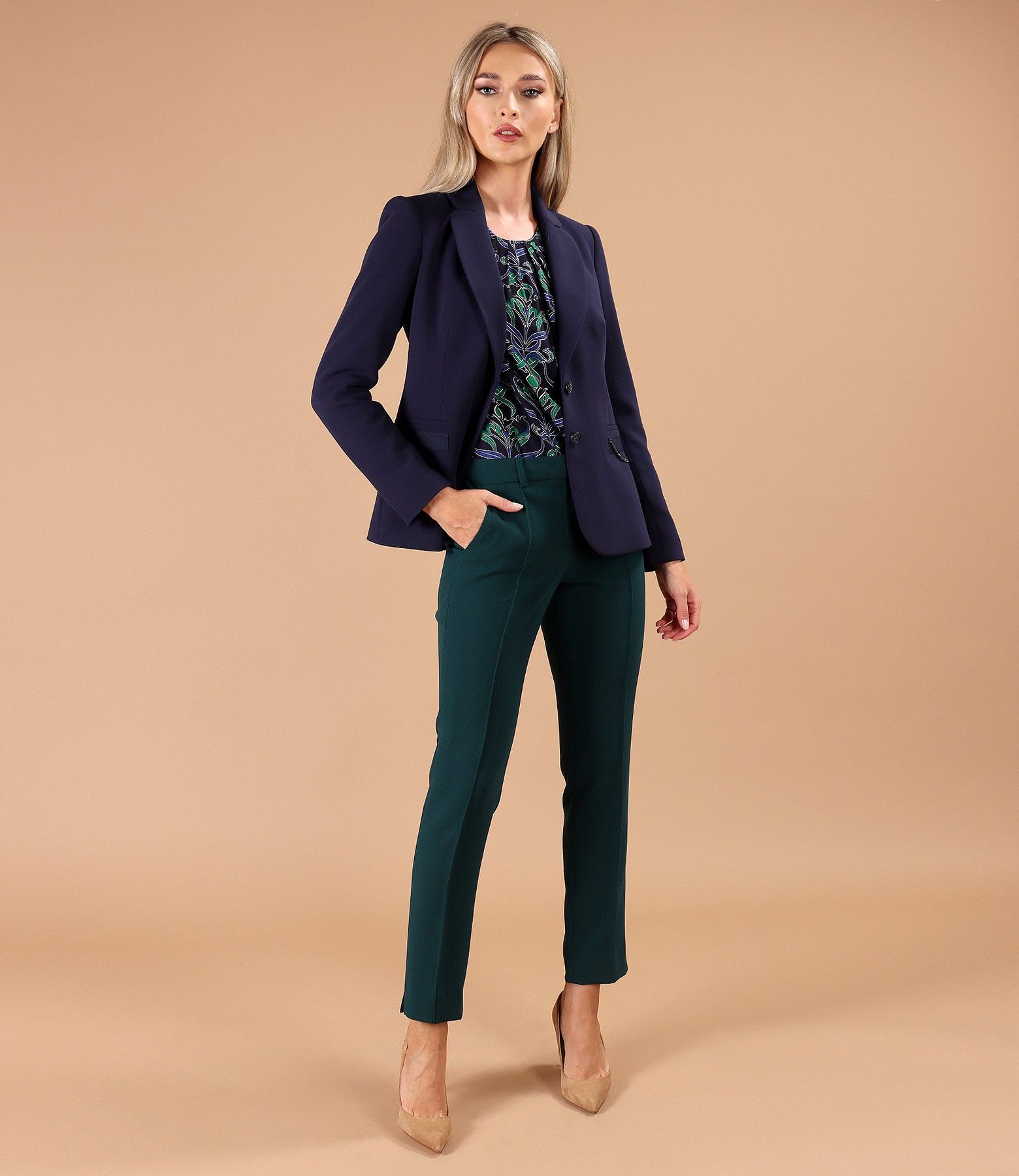 Costum dama office cu sacou si pantaloni din stofa elastica cu viscoza ...